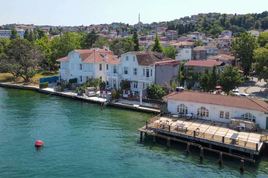Asiatische Villa am Meer in Istanbul - Turkey Homes