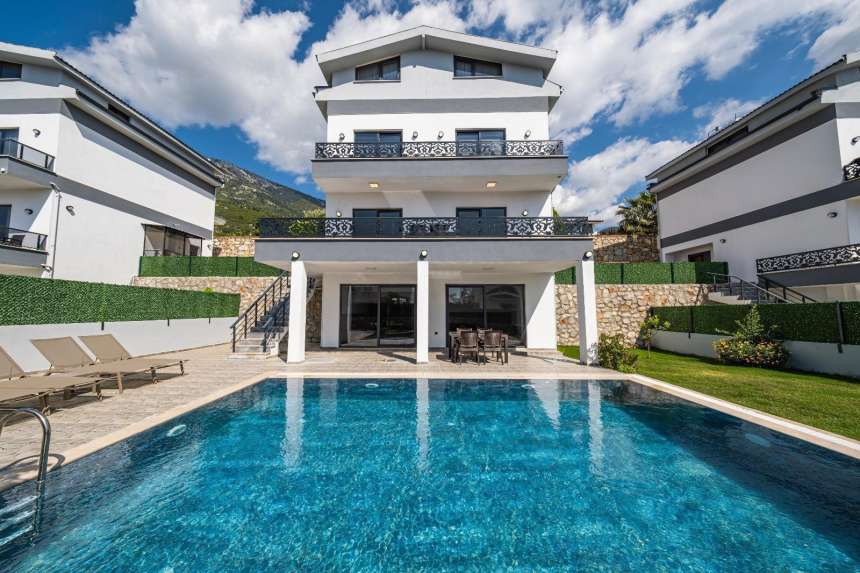 4-Bedroom Villa In Fethiye - Ovacik - Turkey Homes