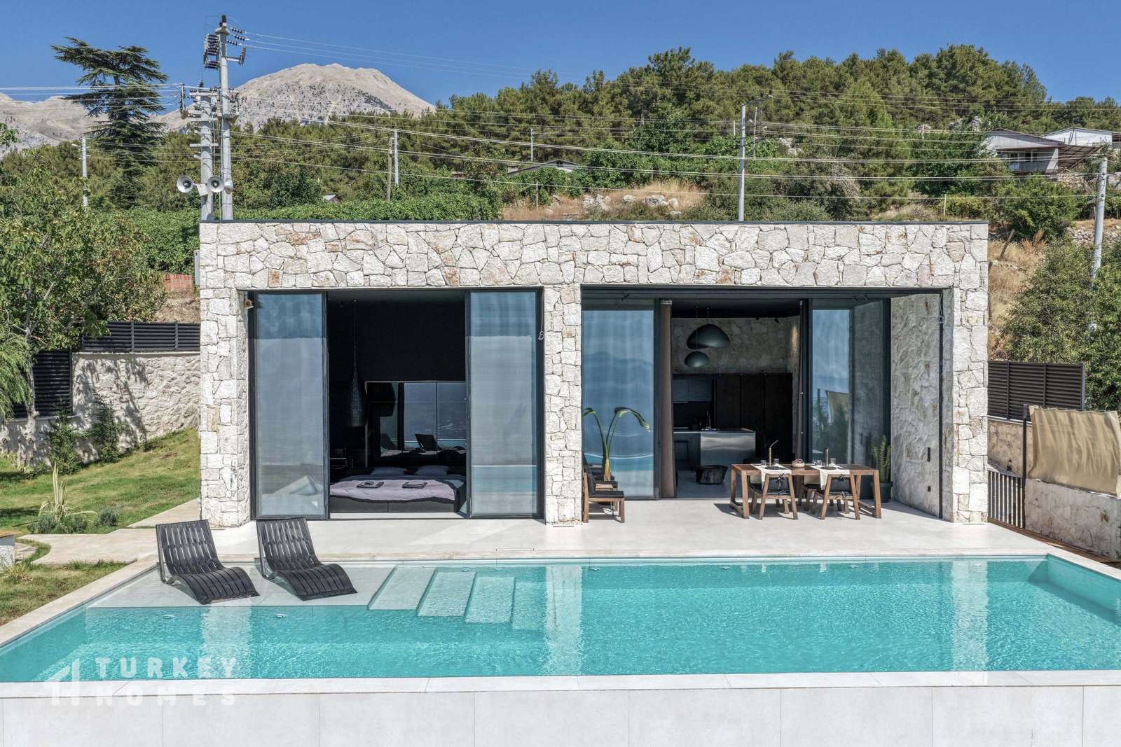 2-Bedroom Fethiye Property - Seydikemer - Turkey Homes
