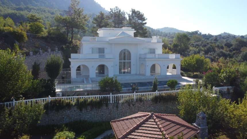 How to Overcome Language Barriers in Turkey - from blog - Turkey Homes